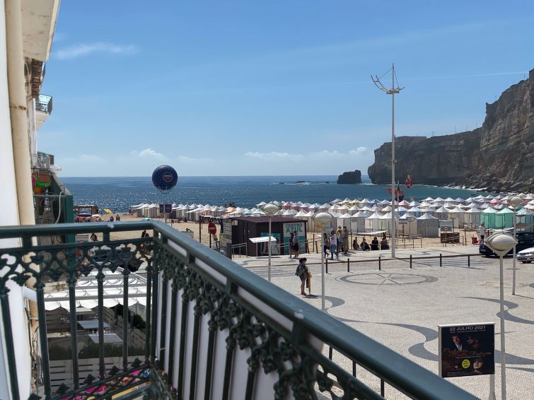 Mit Blick Auf Das Wasser - Nazaré
