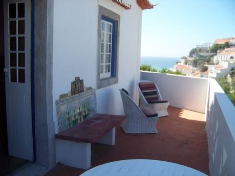 Schöne Wohnung In Azenhas Mar Mit Privatem Balkon - Colares
