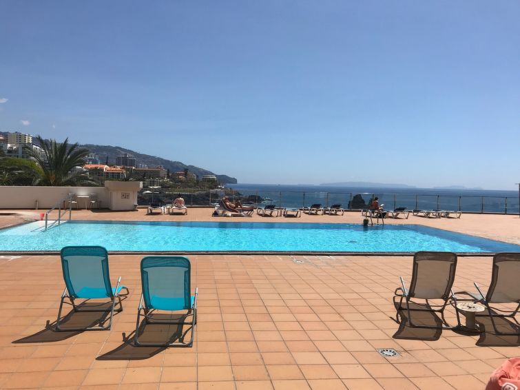 Mit Blick Auf Das Wasser - Funchal
