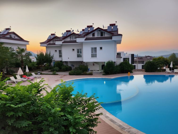 Mit Gemeinschaftlichem Pool - Ölüdeniz