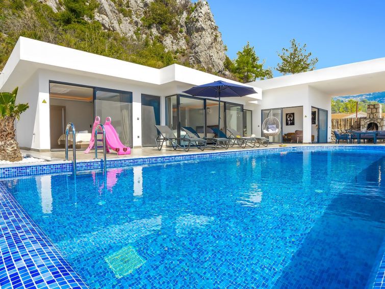 Schöne Villa Mit Pool, Blick Auf Meer Und Tal - İslamlar