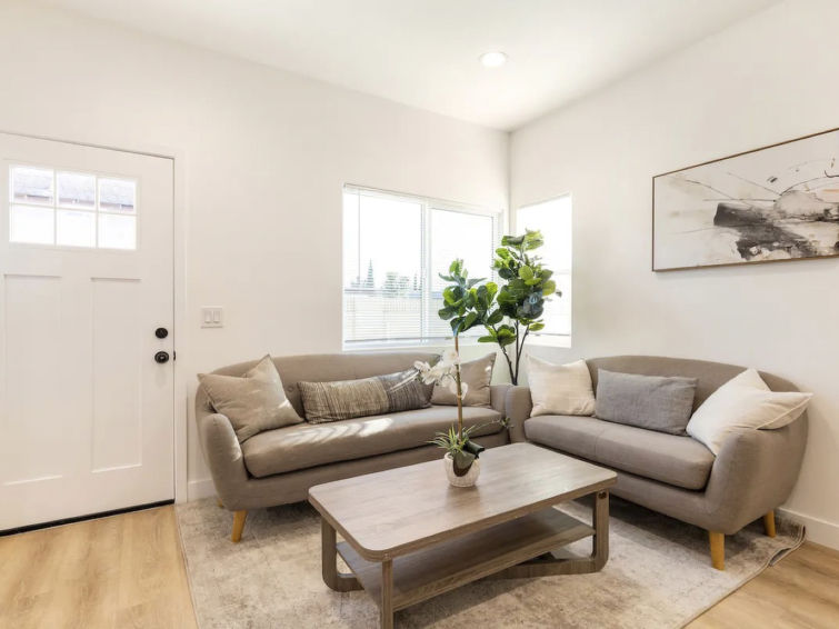Modern Home - Stanton, CA