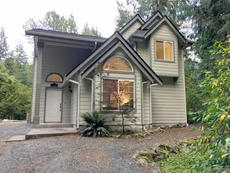 Luxus-ferienhaus Mit Whirlpool, Haustiere Ok - Glacier, WA