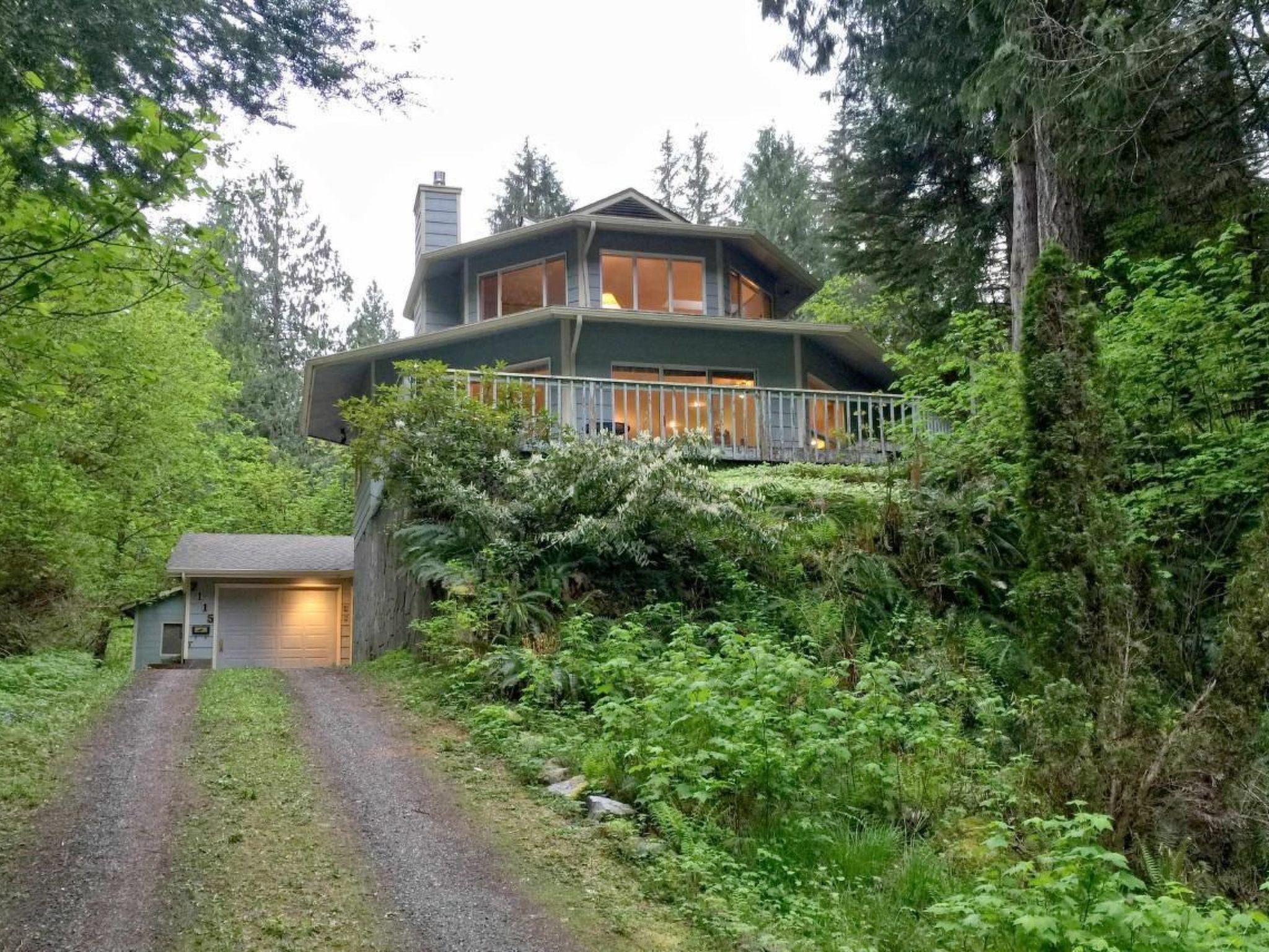 Benutzerdefinierte Hütte Mit Whirlpool, Haustiere Ok Und Wi-fi - State of Washington