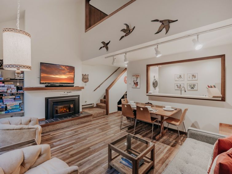 Ein Haustierfreundliches Condo Mit Großartigen Resort-annehmlichkeiten - Glacier, WA